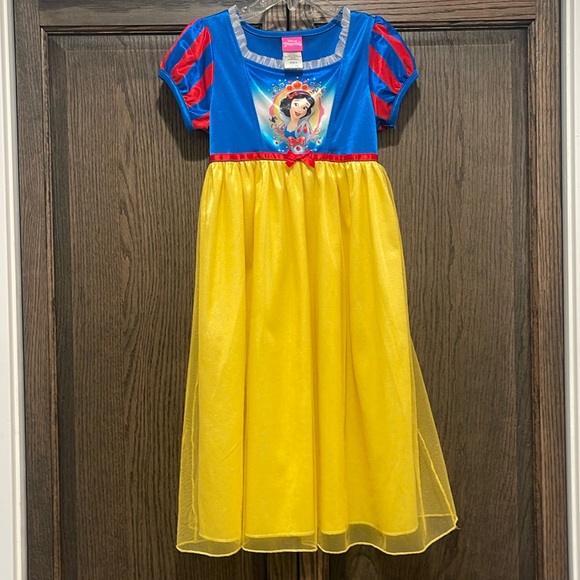 Disney | Dresses | Disney Princess Snow White Gown | Poshmark
